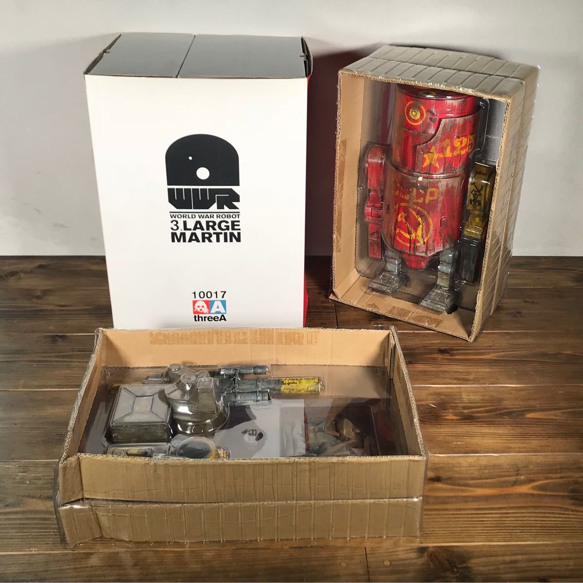 ThreeA ASHLEY WOOD WWR LARGE MARTIN ラージマーティン / ワールドウォーロボット デザイナーズトイ ...
