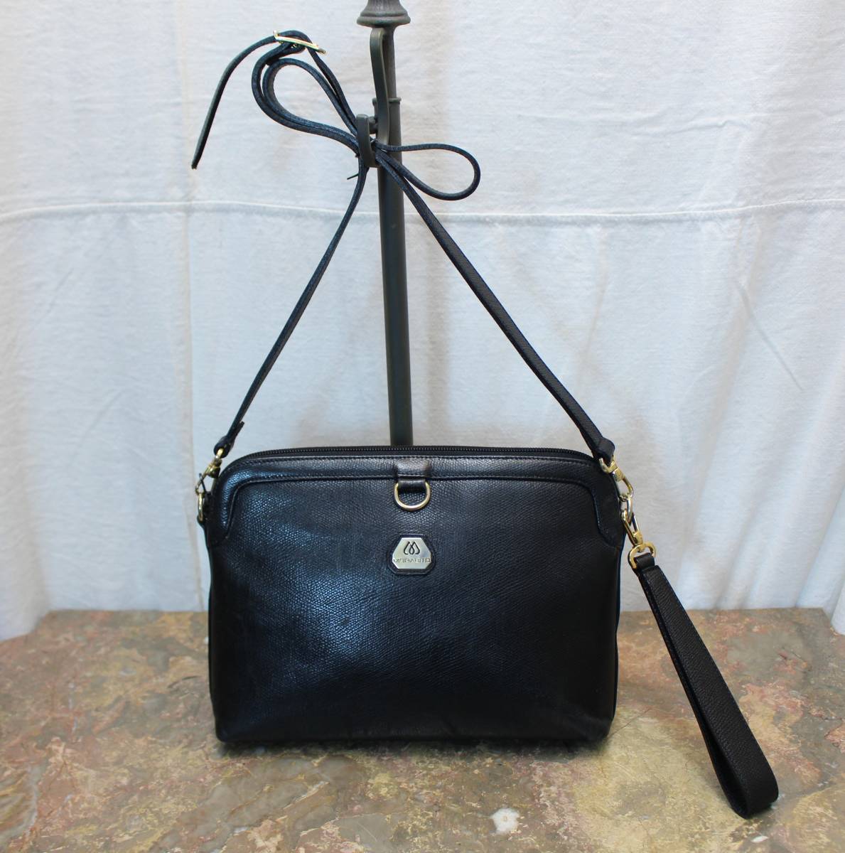 MORABITO LOGO LEATHER SHOULDER BAG/モラビトロゴレザーショルダーバッグ(牛革)｜売買されたオークション情報 ...