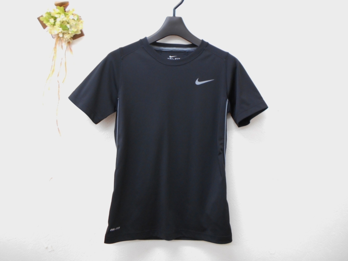 NIKE ナイキ キッズ 男の子 145cm M ドライフィット DRI-FIT 半袖 Tシャツ スポーツ 黒 ブラック(150（145～154cm）)｜売買されたオークション情報、yahoo ...