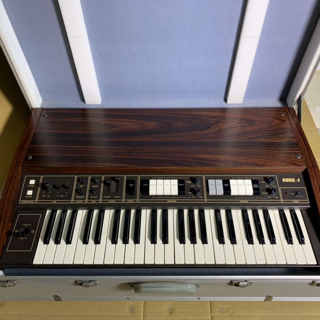 30000円 通電確認済 KORG LAMBDA ES-50 ビンテージシンセ 専用ハードケース付(コルグ)｜売買されたオークション情報、yahooの商品情報をアーカイブ公開 - オークファン ...