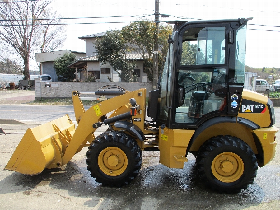 稼働153時間 ホイルローダー CAT 901C/0.4立米 キャビン(建設機械、重機)｜売買されたオークション情報、yahooの商品情報を ...