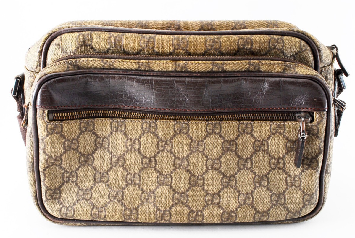 グッチ GGスプリーム ショルダーバッグ メッセンジャーバッグ GUCCI(その他)｜売買されたオークション情報、yahooの商品情報をアーカイブ公開 - オークファン（aucfan.com）