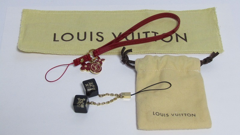 E06-0900 AIM LOUIS VUITTON ルイヴィトン チャーム 小物 2点セット 携帯ストラップ キューブ 1円(ルイ・ヴィトン)｜売買されたオークション情報、yahooの商品 ...