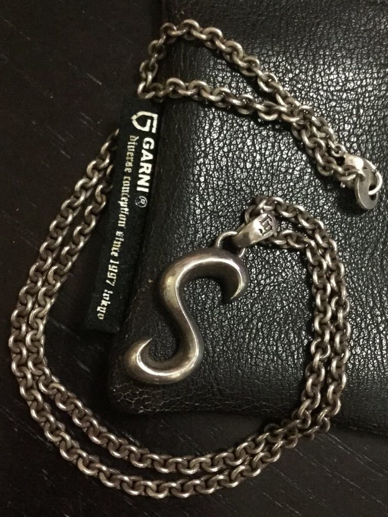 GARNI イニシャルS ペンダント シルバー ネックレス SV925 重さ約23.5g ガルニ(シルバー)｜売買されたオークション情報、yahooの商品情報をアーカイブ公開 - オークファン ...