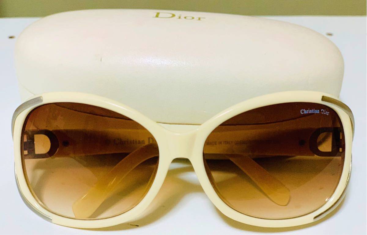 ケース付き Dior サングラス クリスチャン ディオール ディオール ホワイト(サングラス)｜売買されたオークション情報、yahooの商品情報をアーカイブ公開 - オークファン（aucfan ...