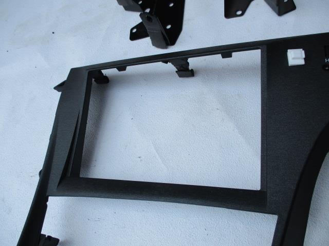 1830456 プリウス ZVW30 22年式 オーディオパネル ステー付き 11M09050J92-0(トヨタ用)｜売買されたオークション ...