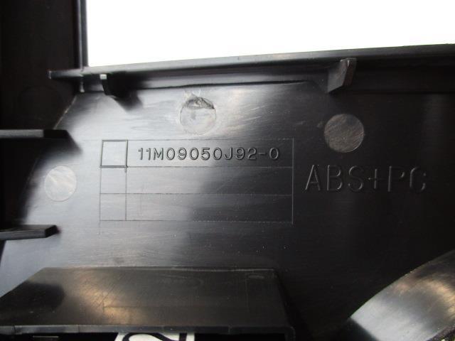 1830456 プリウス ZVW30 22年式 オーディオパネル ステー付き 11M09050J92-0(トヨタ用)｜売買されたオークション ...