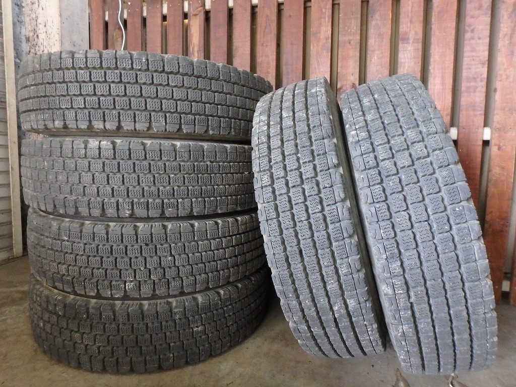 F988 バリ溝【225/80R17.5 123/122】ブリヂストン W910 スタッドレス 6本 2016年製 約8.5分山 タイヤ