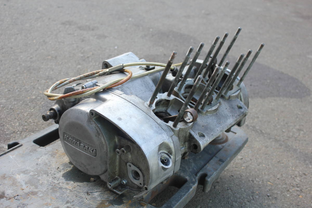 部品色々 部品取りエンジン SS250 SS350 SS500 SS400 KH250 KH400CBX400F GT380 GT250 GS400 CB400F Z400FX CB400T ...