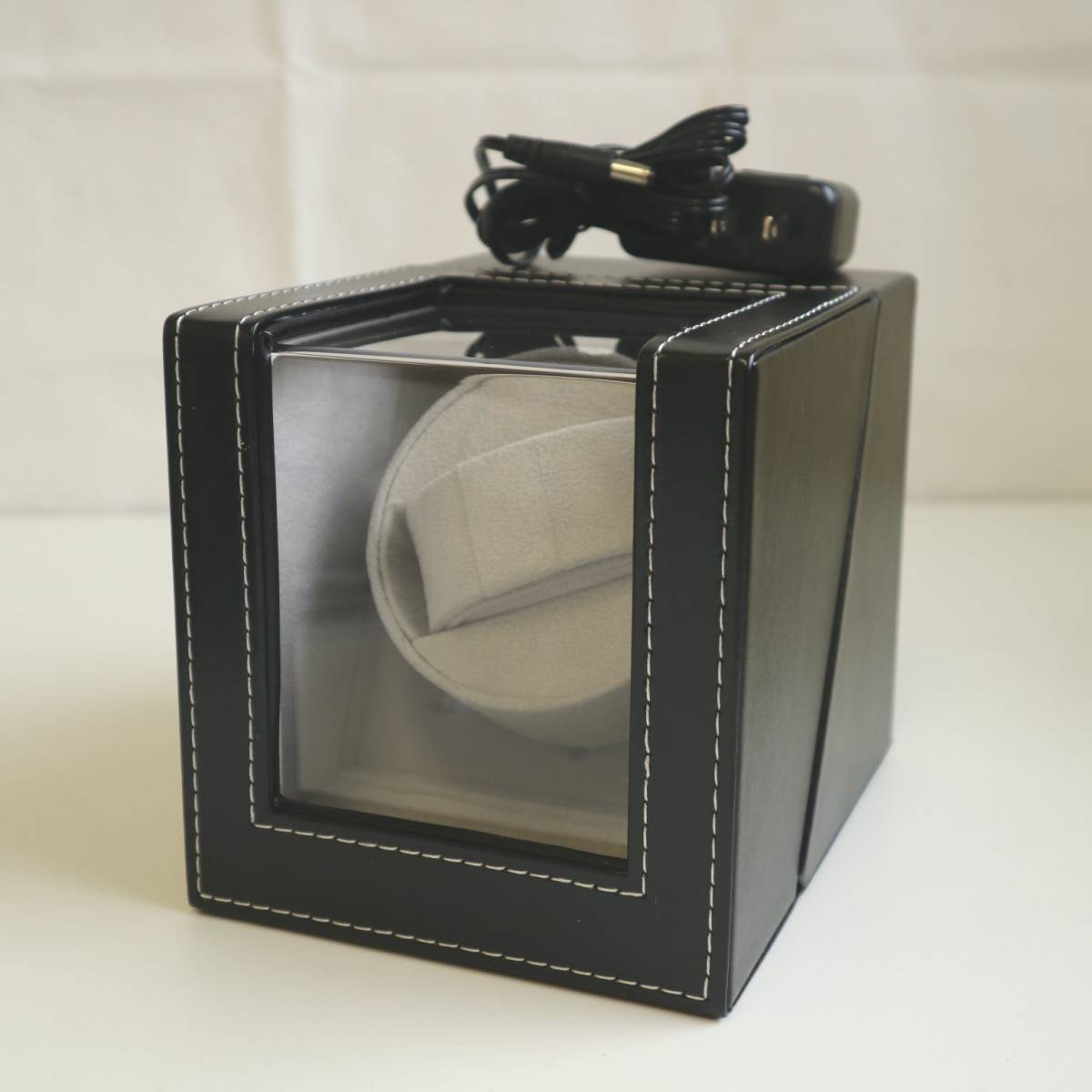 01 00165 Anyasun ワインディングマシーン AYS-SF100 腕時計自動巻き上げ機 ウォッチワインダー 1本巻き アウトレット ...