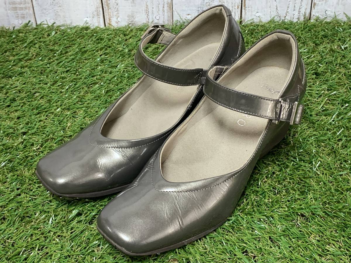 asics GIRO 22 1/2 EE(22.5cm)｜売買されたオークション情報、yahooの商品情報をアーカイブ公開 - オークファン（aucfan.com）