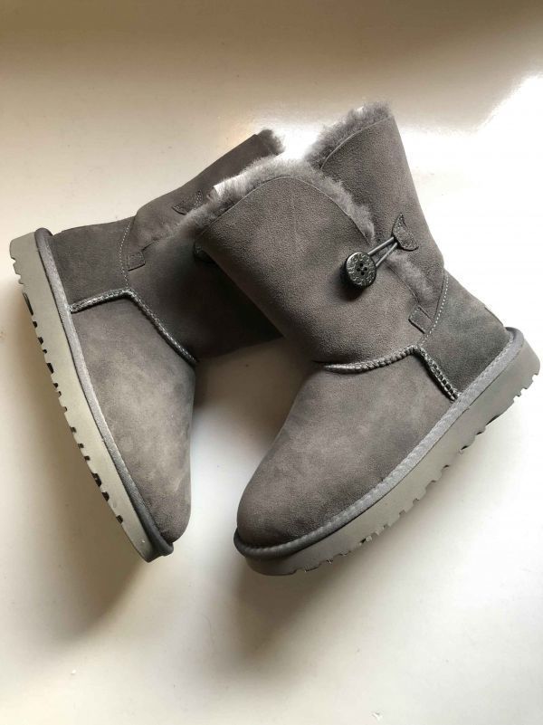 UGG ムートンブーツ シープスキン 1016226 BAILEY BUTTON II アグ ウィメンズ ベイリー ボタン 2 5803 ...
