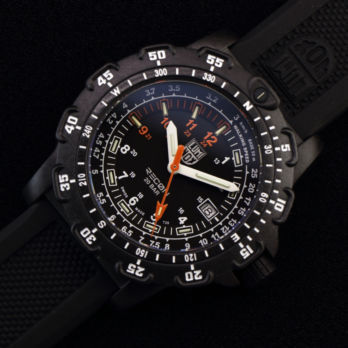 LUMINOX RECON POINT MAN 8820 SERIES Ref.8821 KM.F リーコン ポイントマン サファイアガラス ...