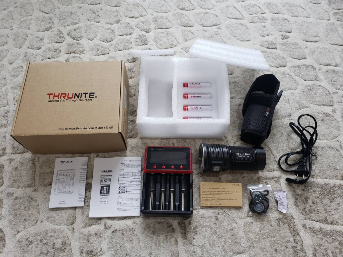 ほぼ THRUNITE TN36 LIMITED 充電器と充電池セット 元箱あり(その他)｜売買されたオークション情報、yahooの商品情報を ...