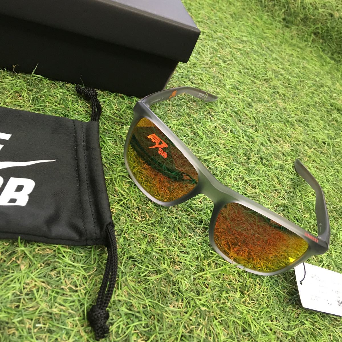 W G879 NIKI SB ナイキエスビー EV0988 UNREST サングラス スポーツ アウトドア 展示品(ナイキ)｜売買されたオークション情報、yahooの商品情報をアーカイブ公開 ...