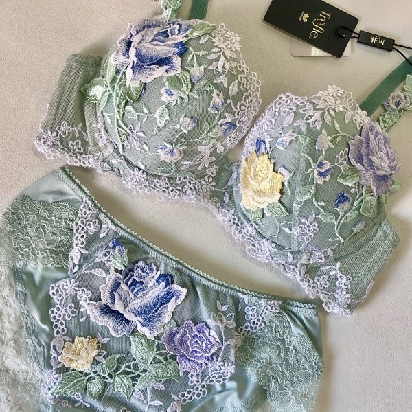 ワコール トレフル 97G ブラジャーE70 BBF497 ショーツM PBF797 or ソングM PBF497 2点セット ライト グリーン ローズ 匿名配送(70)｜売買された ...