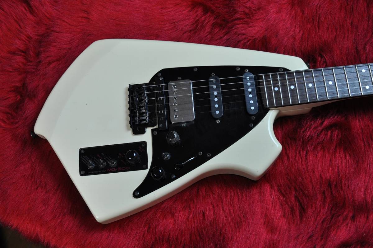 1円スタ CASIO MIDI GUITAR MG-500 カシオ製ギターシンセ エレキギター 弾けますが現状にて(その他)｜売買された ...