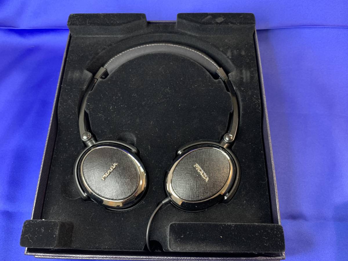 PRADA ヘッドフォン 品(その他)｜売買されたオークション情報、yahooの商品情報をアーカイブ公開 - オークファン（aucfan.com）