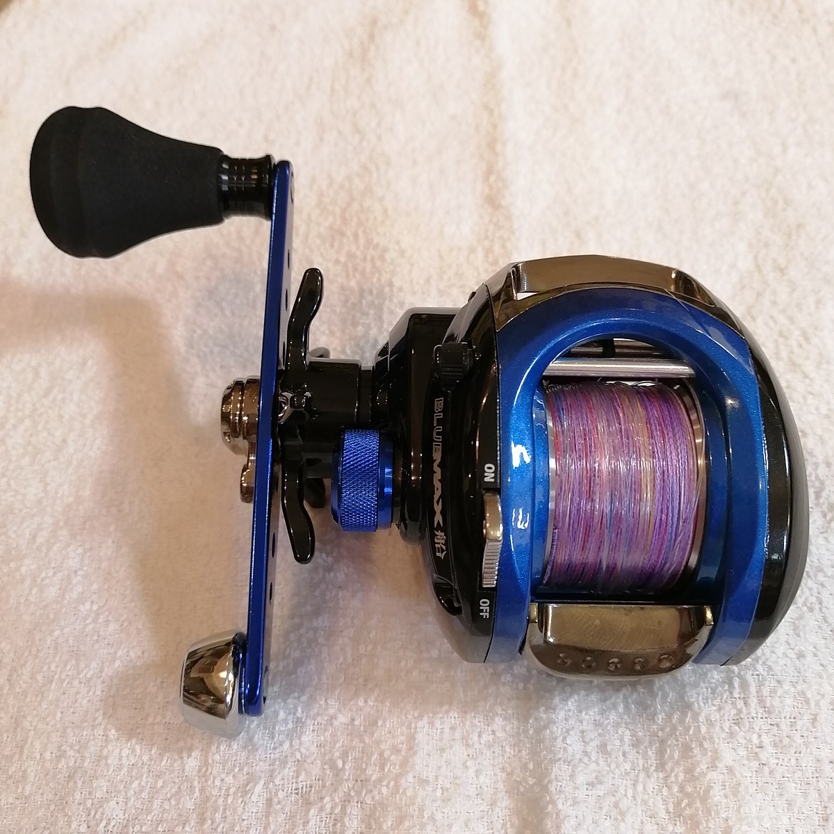 アブ ブルーマックス船 ABU BLUEMAX船-L 左ハンドル PE2号200m付き 1回使用(アブガルシア)｜売買されたオークション情報、yahooの商品情報をアーカイブ公開 ...