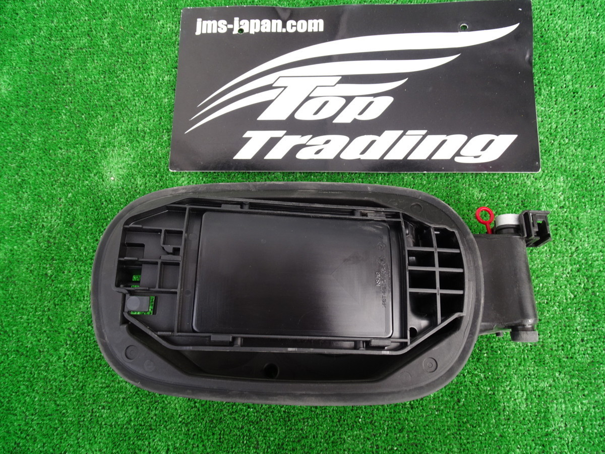 K4975vc ベンツ 純正 Cクラス W205 フューエルリッド フィラーフラップ 燃料 A2056304404 品(サイド)｜売買された ...