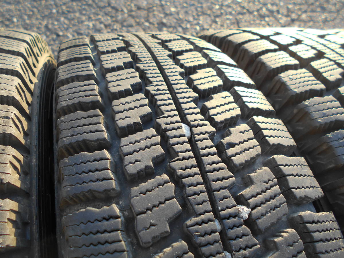 小型トラック用スタッドレス F:185R14C 102/100L Hankook WINTER RW06 12年製 8分 R:165R13 ...