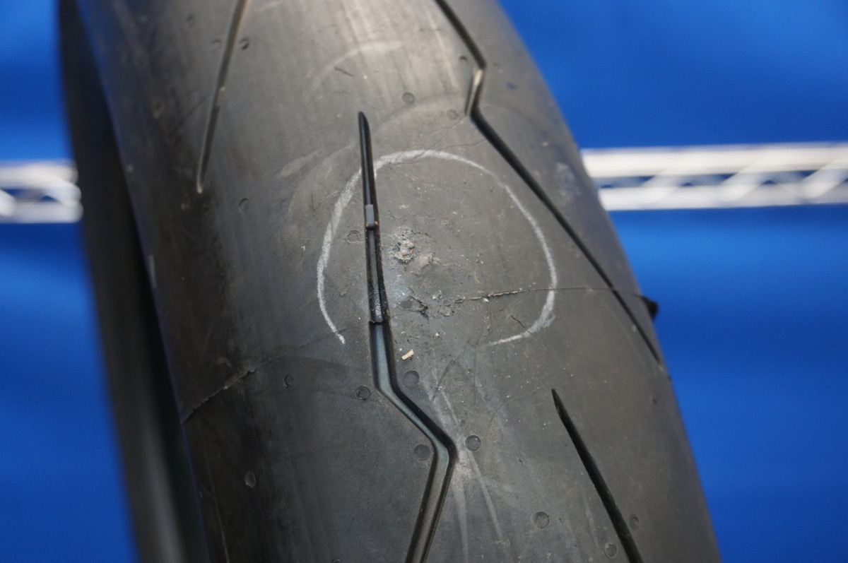 バリ山 ディアブロSUPERCORSA SC2 120/70ZR17 2019年製 CBR1000RR YZF-R1 GSX-R1000 ZX-10R GSX-R750 CBR600RR ...