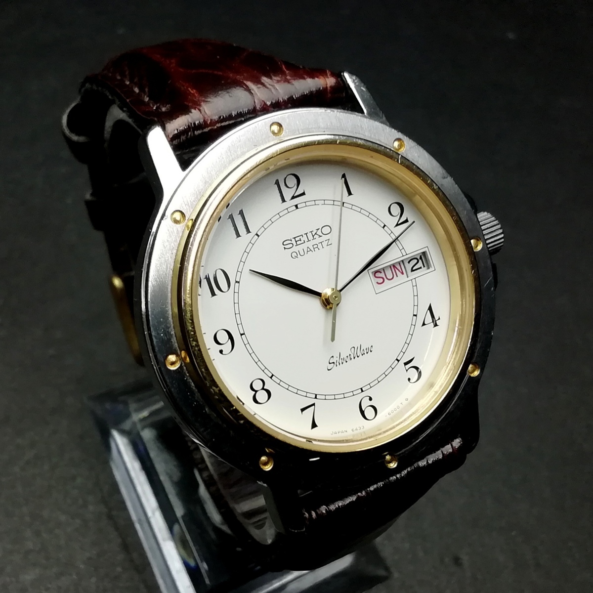 SEIKO Silver Wave セイコー シルバーウェーブ 6433-6000 変わりケース デイデイト 革ベルト ビンテージ クォーツメンズ腕時計(セイコー)｜売買されたオークション情報 ...