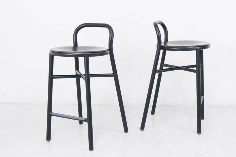 展示 イタリア製 MAGIS マジス PIPE パイプスツール 2脚セット ウッド ジャスパー モリソン ダークビーチ × ブラック 914h08(スツール)｜売買されたオークション情報 ...