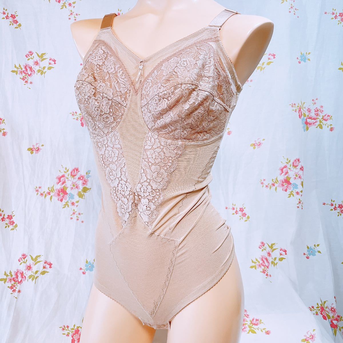 282ワコール 大きめE90LL玲菜のママの ボディスーツ 補正下着 エコ 難あり 下着 訳あり レディース タンス整理品(Cカップ)｜売買されたオークション情報、yahooの商品情報を ...