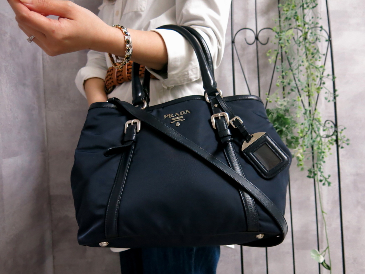 超 PRADA プラダ BN1841 ポコノ ナイロン ソフト カーフ レザー 本革 2way トート バッグ ネイビー BLEU 斜め掛け B5 Js17716(トートバッグ)｜売買された ...