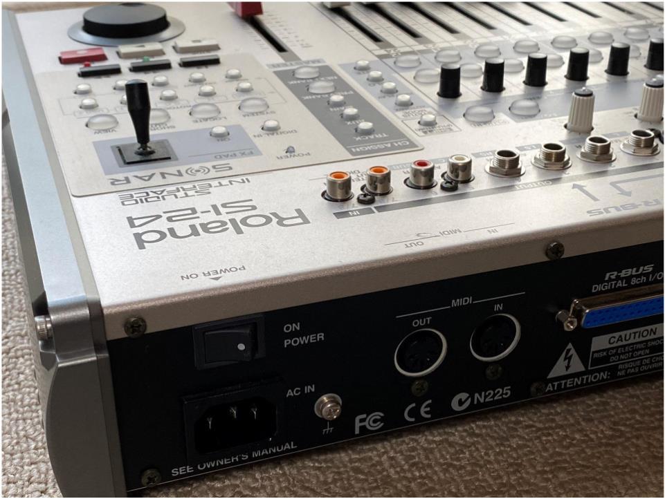 Roland SI-24 STUDIO INTERFACE ローランド スタジオ インターフェイス(マルチトラックレコーダー)｜売買された ...