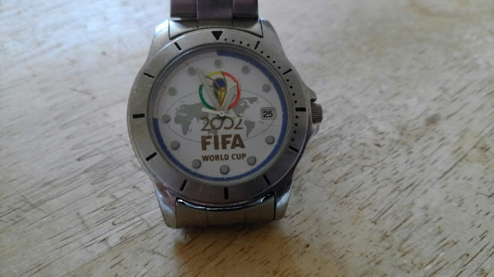 FIFA 2002 サッカー ワールドカップ記念 腕時計 送料郵便代込 クォーツ メンズ 定形外郵便 850円(アナログ（クォーツ式）)｜売買 ...