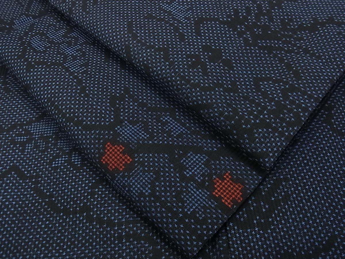 花美人 本場大島紬 泥染 風景花文 逸品 sa366(大島紬)｜売買されたオークション情報、yahooの商品情報をアーカイブ公開 ...