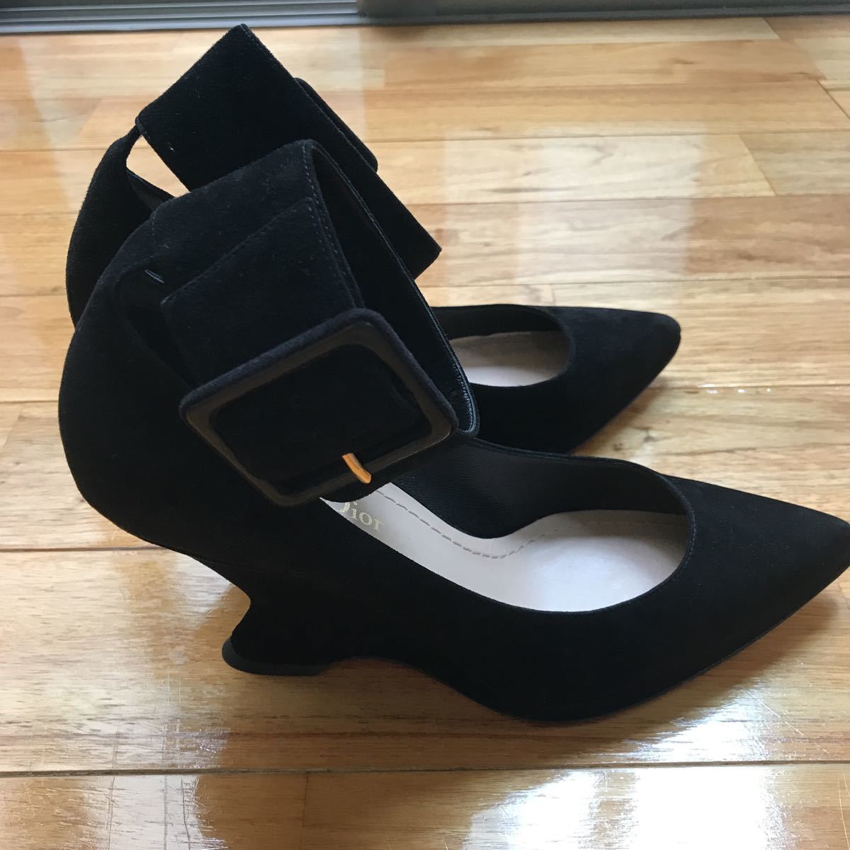 1円 Christian Dior ディオール スエード スゥェード ヒール パンプス ブラック 黒 36 1/2 23.5 cm(23.5cm)｜売買されたオークション情報、yahooの商品 ...