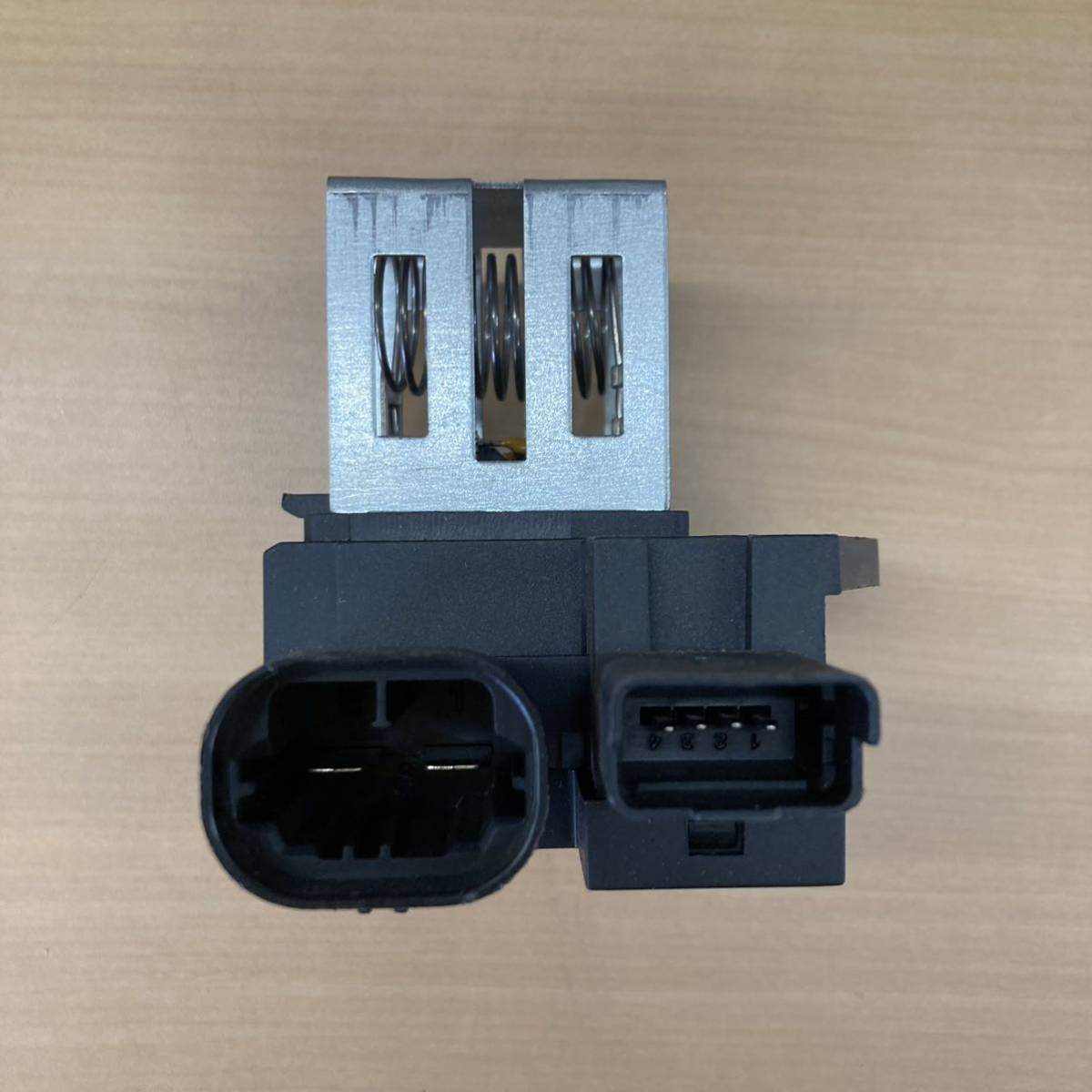 プジョー 電動ファン レジスター ファンコントロール Radiator Fan Relay Resistor Peugeot ...