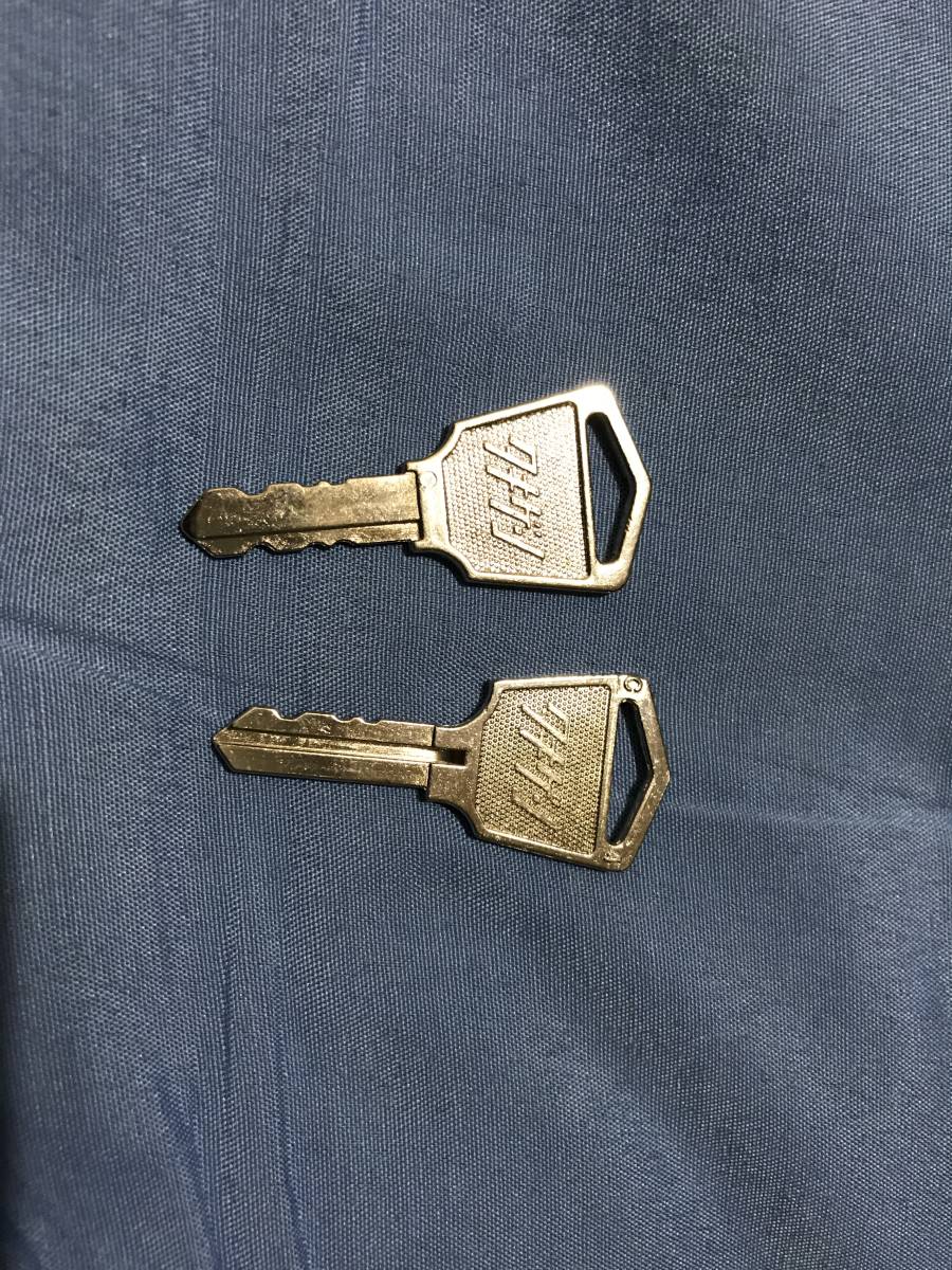 タキゲン R200 0200 各1本 鍵 TAKIGEN(その他)｜売買されたオークション情報、yahooの商品情報をアーカイブ公開 ...