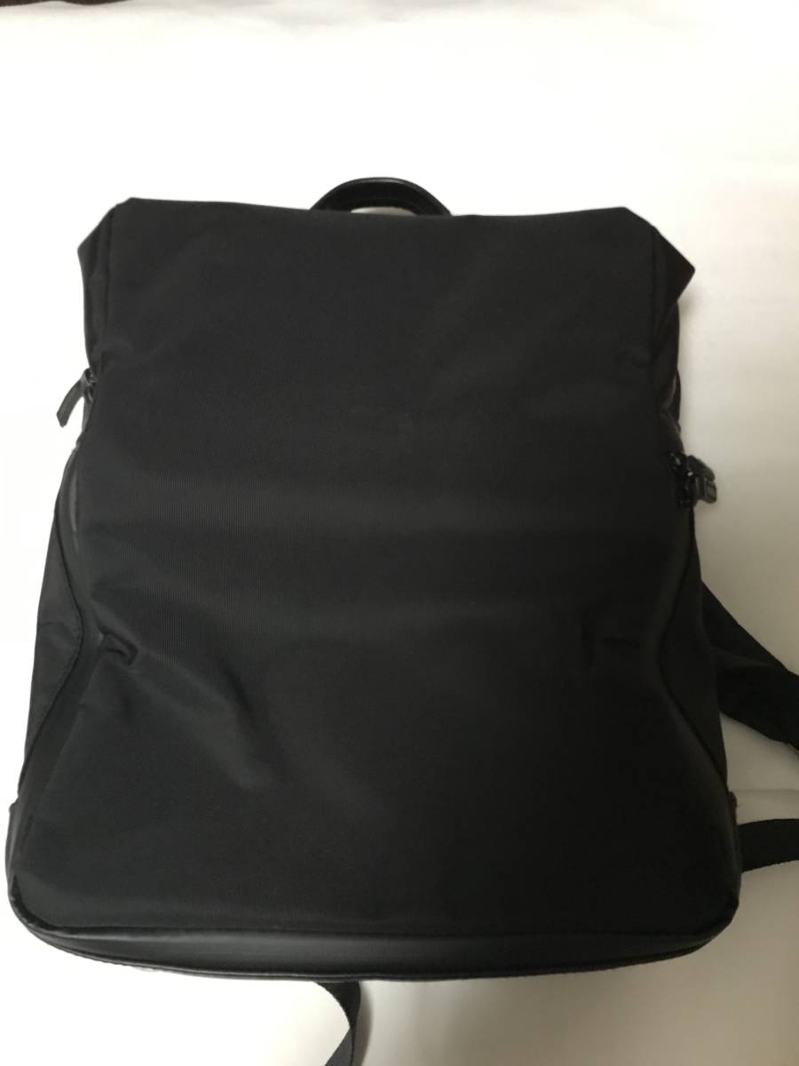 drip FLOORPACK バックパック 13L 630D リュック 二階建て 2段収納 フロアーパック(リュックサック、デイパック)｜売買されたオークション情報、yahooの商品情報を ...