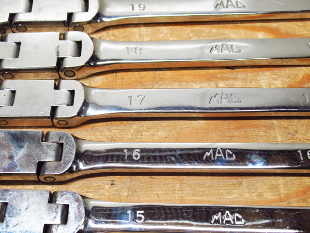 MAC TOOLS マックツールズ ラチェット ギア コンビネーション レンチ 12本 19mm-8mm RWFQ619MM-RWFQ68MM ...