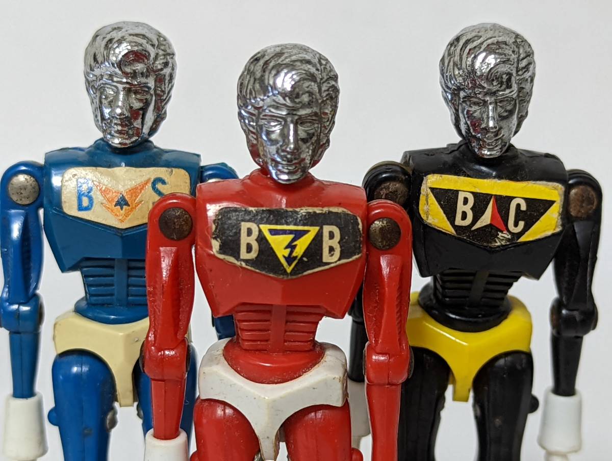 タカラ ミクロマン M111シリーズ 3体 ／ コスモカーシリーズ ミクロ円盤UFO ミクロセスナ プラトイ 超合金 当時物 まとめて ジャンク 3059(ミクロマン)｜売買されたオークション ...