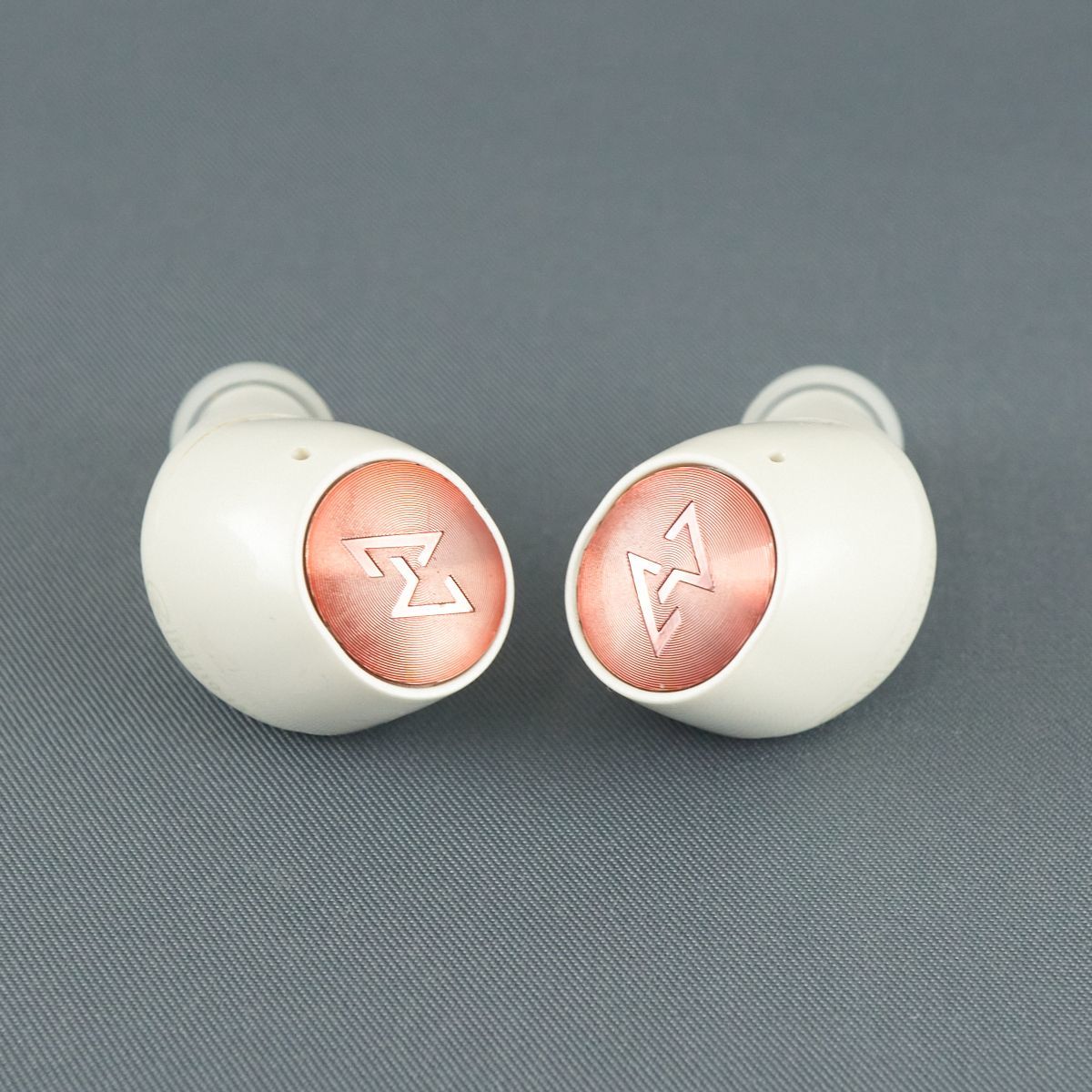 V6533 AVIOT アビオット TE-D01k 完全ワイヤレスイヤホン 品 Bluetooth aptX 防水 IPX7 マイク 完動品 S(その他)｜売買されたオークション情報 ...