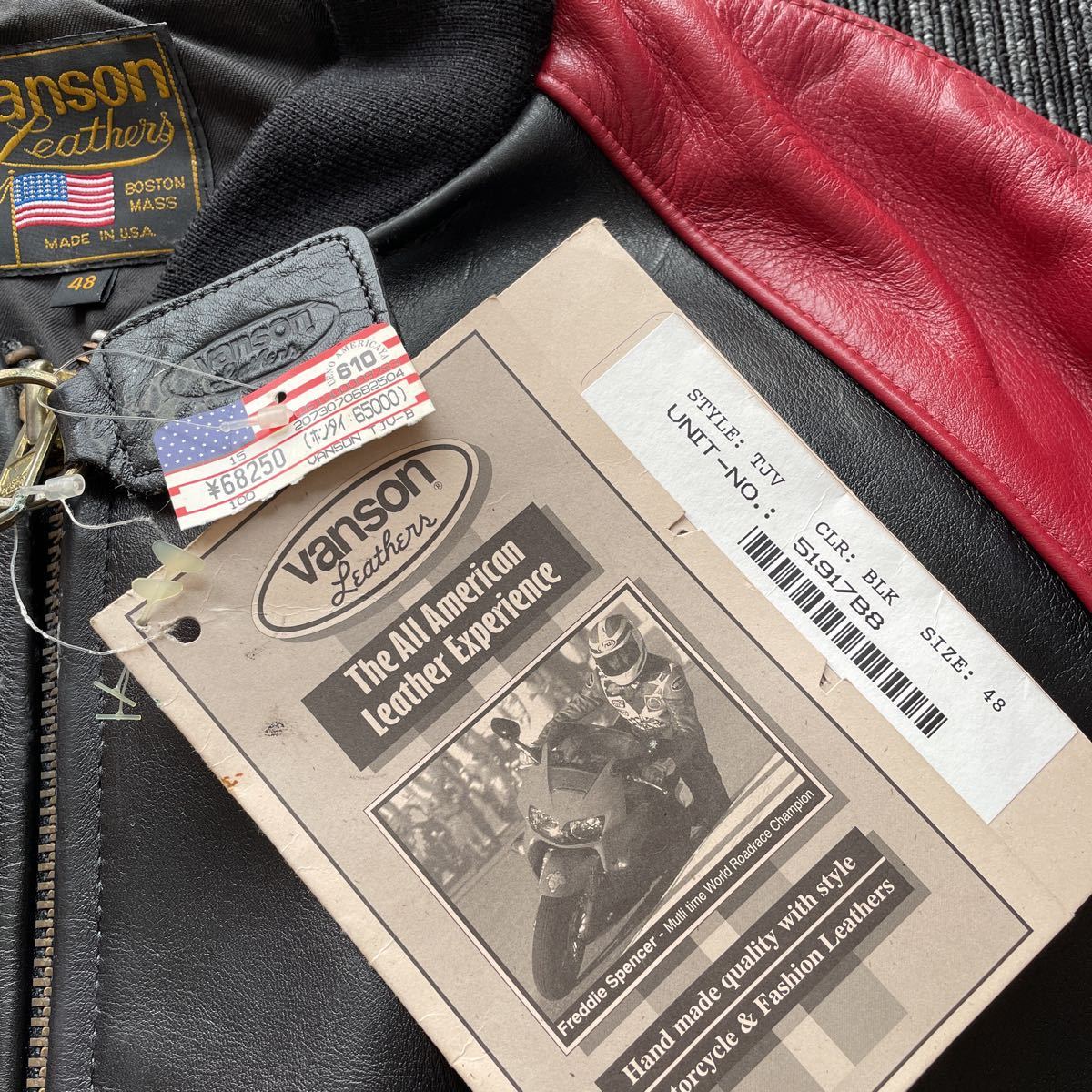 VANSON バンソン レザージャケット 革ジャン ライダースジャケット USA製 48 袖レッド(ライダースジャケット)｜売買されたオークション情報、yahooの商品情報をアーカイブ公開 ...