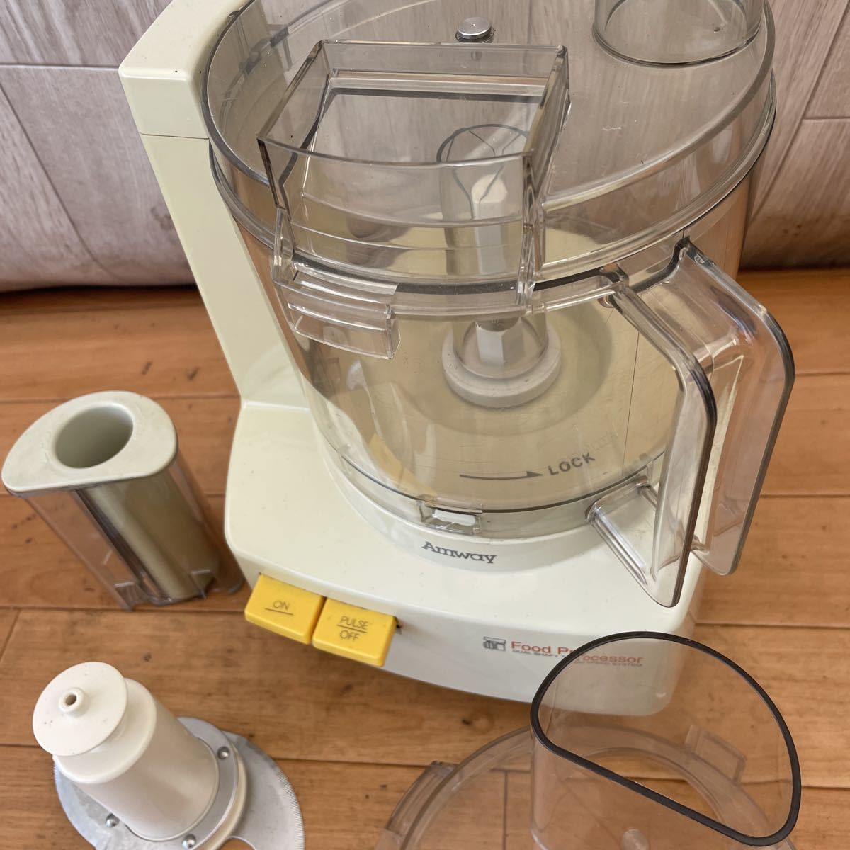 e79 120サイズ発送 Amway/アムウエイ フードプロセッサー E-3288j(フードプロセッサー)｜売買されたオークション情報、yahooの商品情報をアーカイブ公開 - オークファン ...