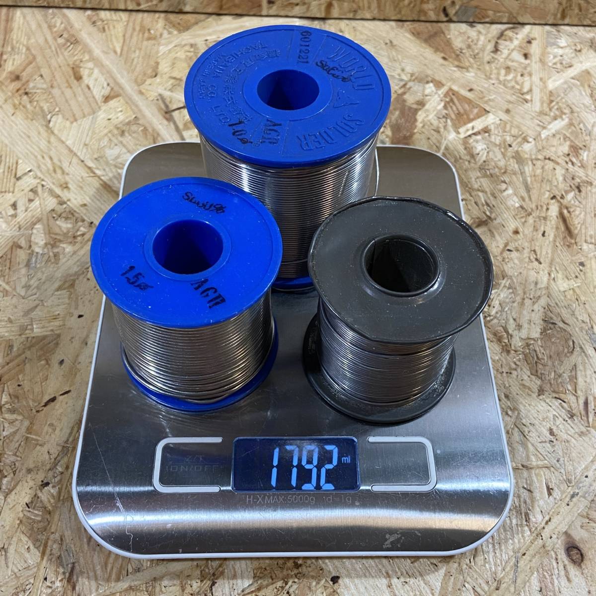 WORLD SOLDER 〜巻ハンダ約1.8kg分〜 φ1.0／φ1.5 3個セット(はんだ、フラックス)｜売買されたオークション情報 ...
