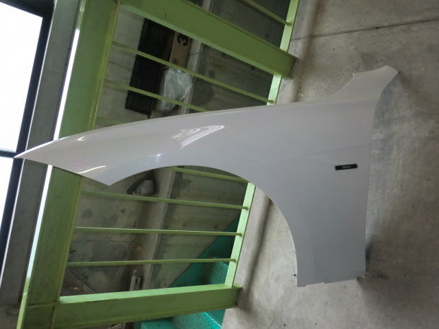 BMW F30 F31 3シリーズ 純正 フロントフェンダー フロント フェンダー 左 41009621597 No.2(フロント)｜売買され ...