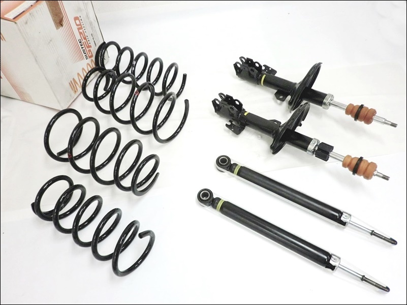 KYB カヤバ 補修用 ショックアブソーバー KSF1220 リア 左右セット トヨタ アルファード ANH10 MNH10 ANH15 ...