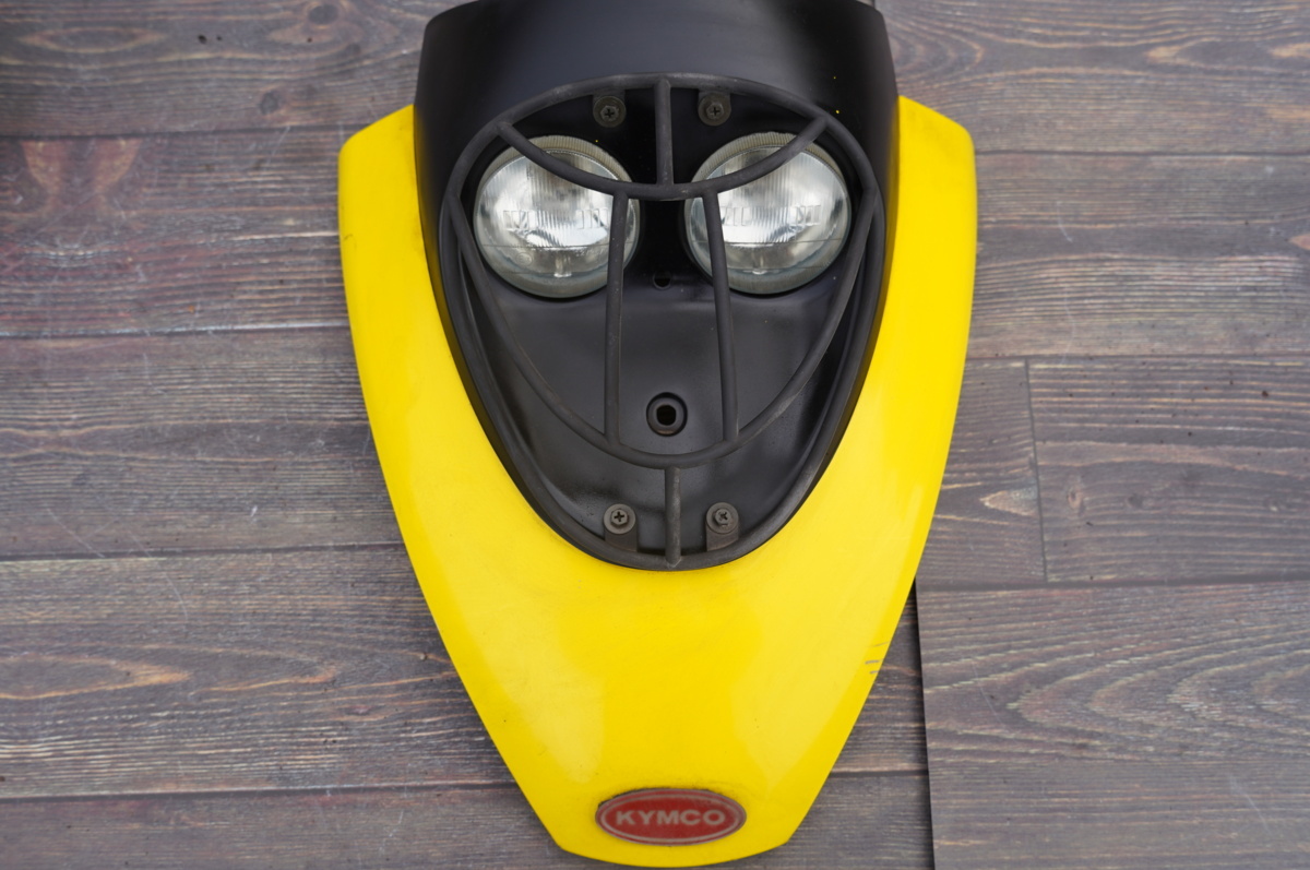 キムコ トップボーイ50 フロントカウル ヘッドライト 車 バラシ KYMCO RFBSF10A 詳細不明 SY13(ライト、ウインカー ...
