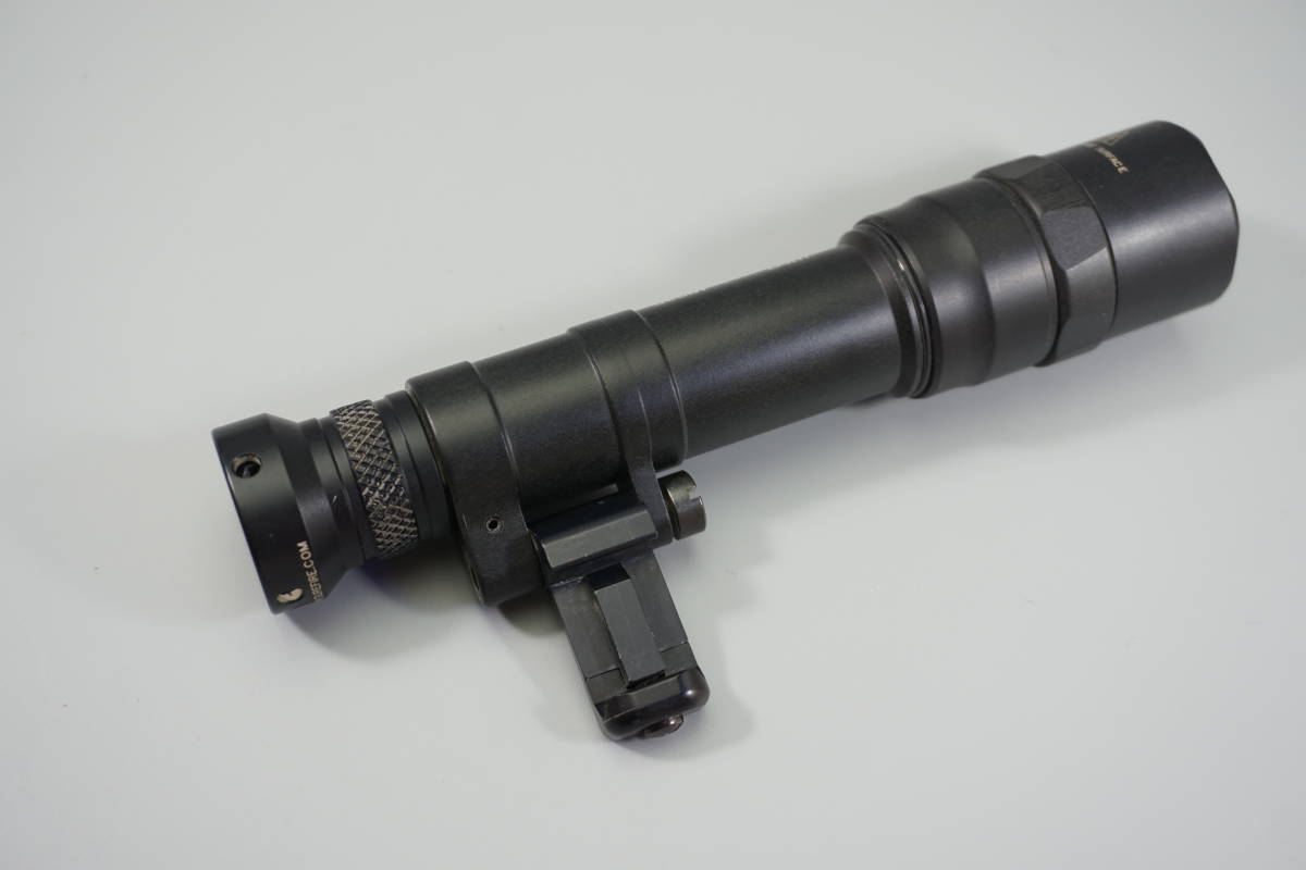 Surefire M640 DF Dual Fuel Scout Light Pro 1000 Lumen Trijicon Leupold ...