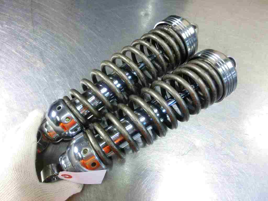 V-MAX リアサスペンション左右セット VMAX(リア)｜売買されたオークション情報、yahooの商品情報をアーカイブ公開 - オークファン（aucfan.com）