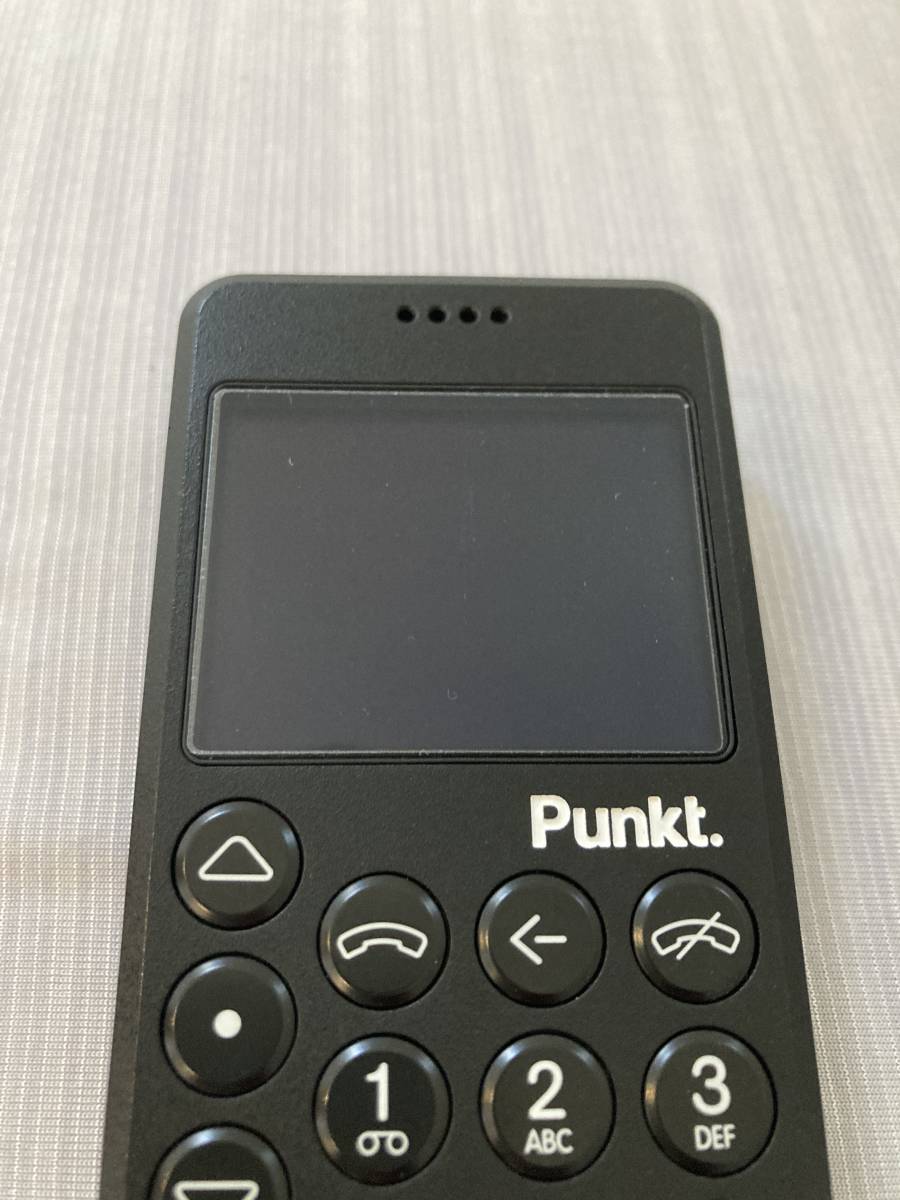 Punkt. mp02 SIMフリー 4G LTE ミニマリスト 日本語対応 nano SIM ガラケー 携帯 フィーチャーフォン(海外用携帯)｜売買されたオークション情報、yahooの商品 ...