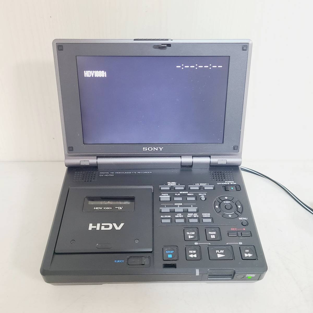 A6176 SONY ソニー HDV GV-HD700 2007年製 業務用ハイビジョン携帯録画 再生機 通電OK 再生不明 映像機器(プロ用 ...